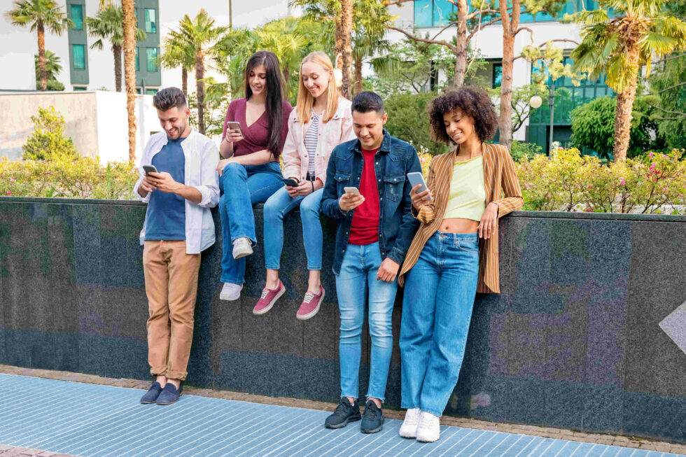 Telefoonverslaving | Te veel op telefoon | Symptomen